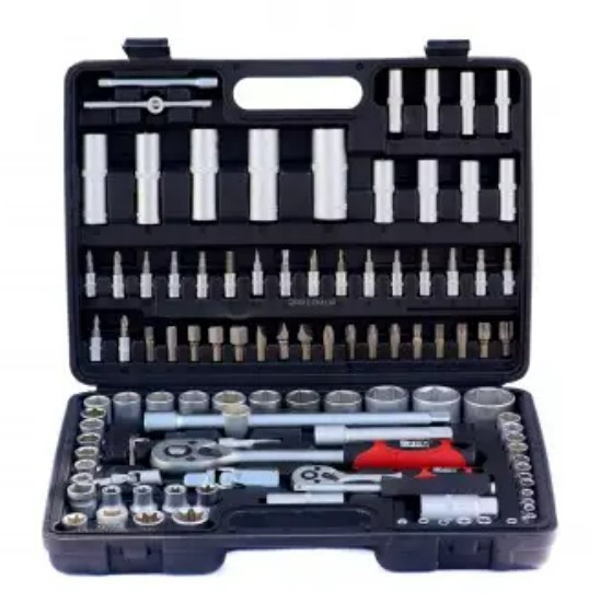 Set Of Tools 1/2" & 1/4" 108 Pcs