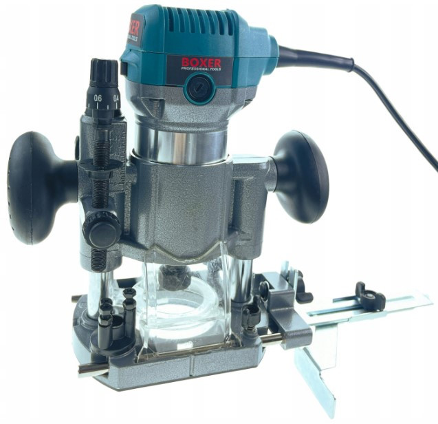 Electric Hand Milling Machine 2500 Watts 6/8mm + 12 Mills