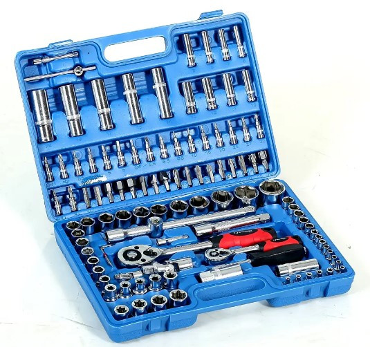 Set Of Tools 1/2" & 1/4" 108 Pcs
